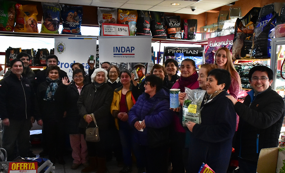 Campesinos reciben apoyo de INDAP para dar inicio a la temporada ...